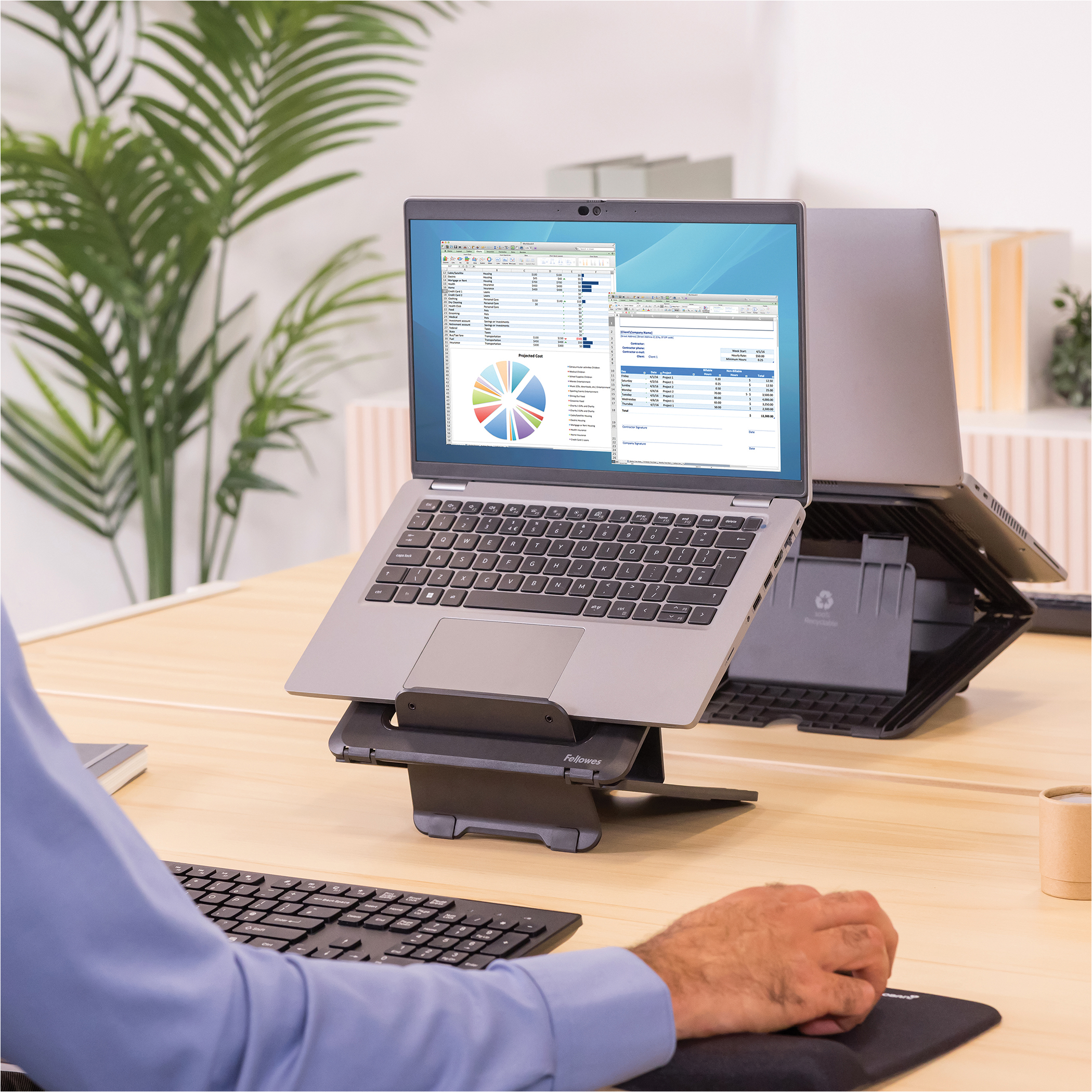 Fellowes Breyta Laptop Stand Riser - Black (100098500) - InkStation